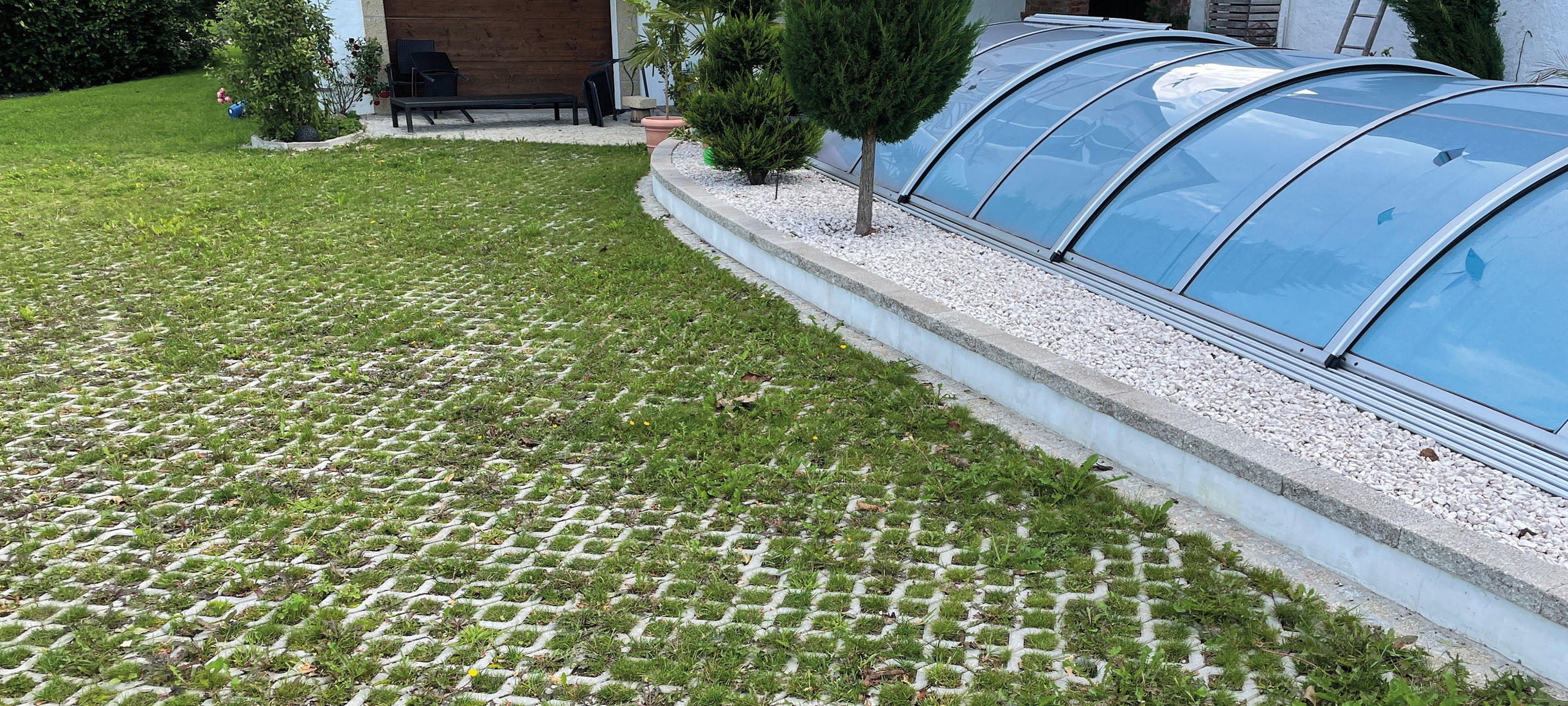 Rasengitterstein - Pflastersteine - Gartenbaustoffe - Ramböck